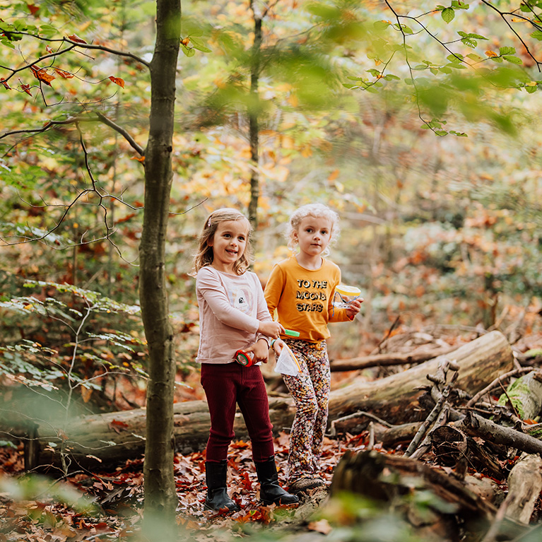Knutselen voor kinderen in de natuur | Fatmoose.nl